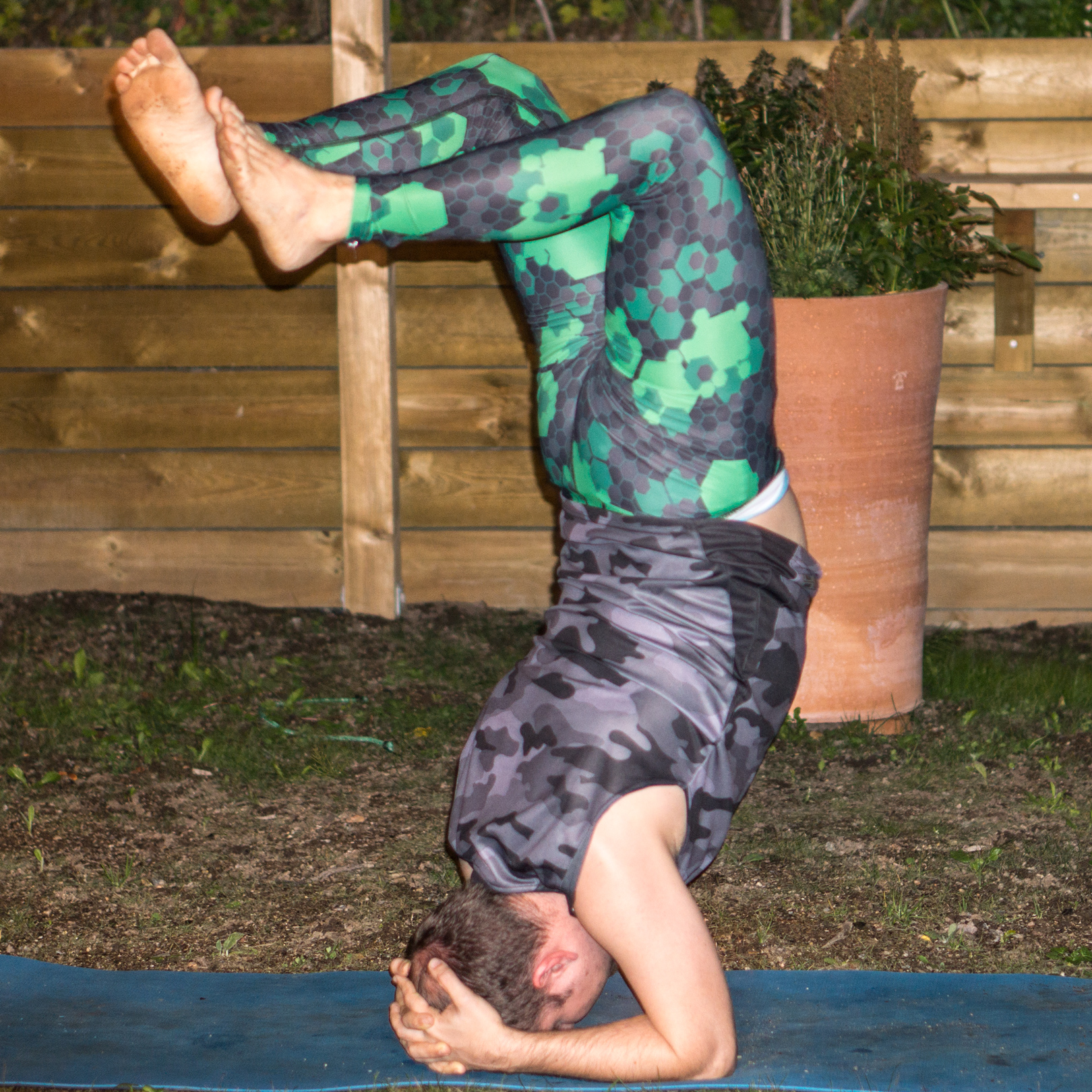 Scorpion pose - Asana