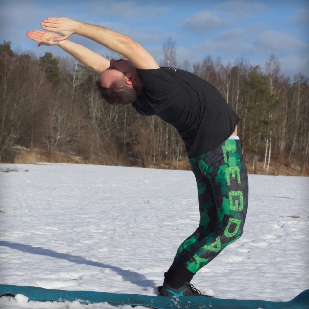 Standing backbend - Lukas Mattsson