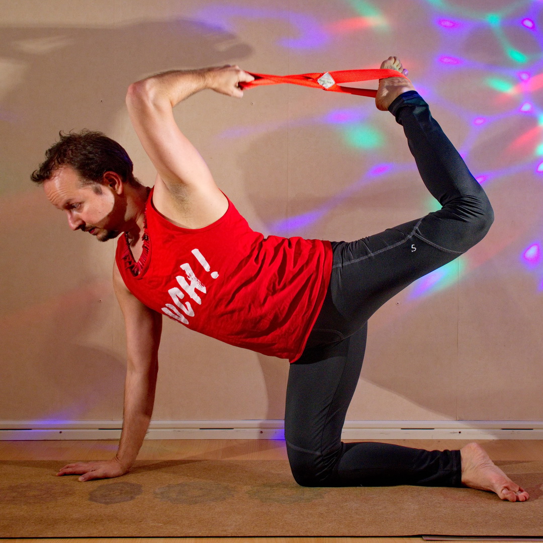 Tiger pose - Asana