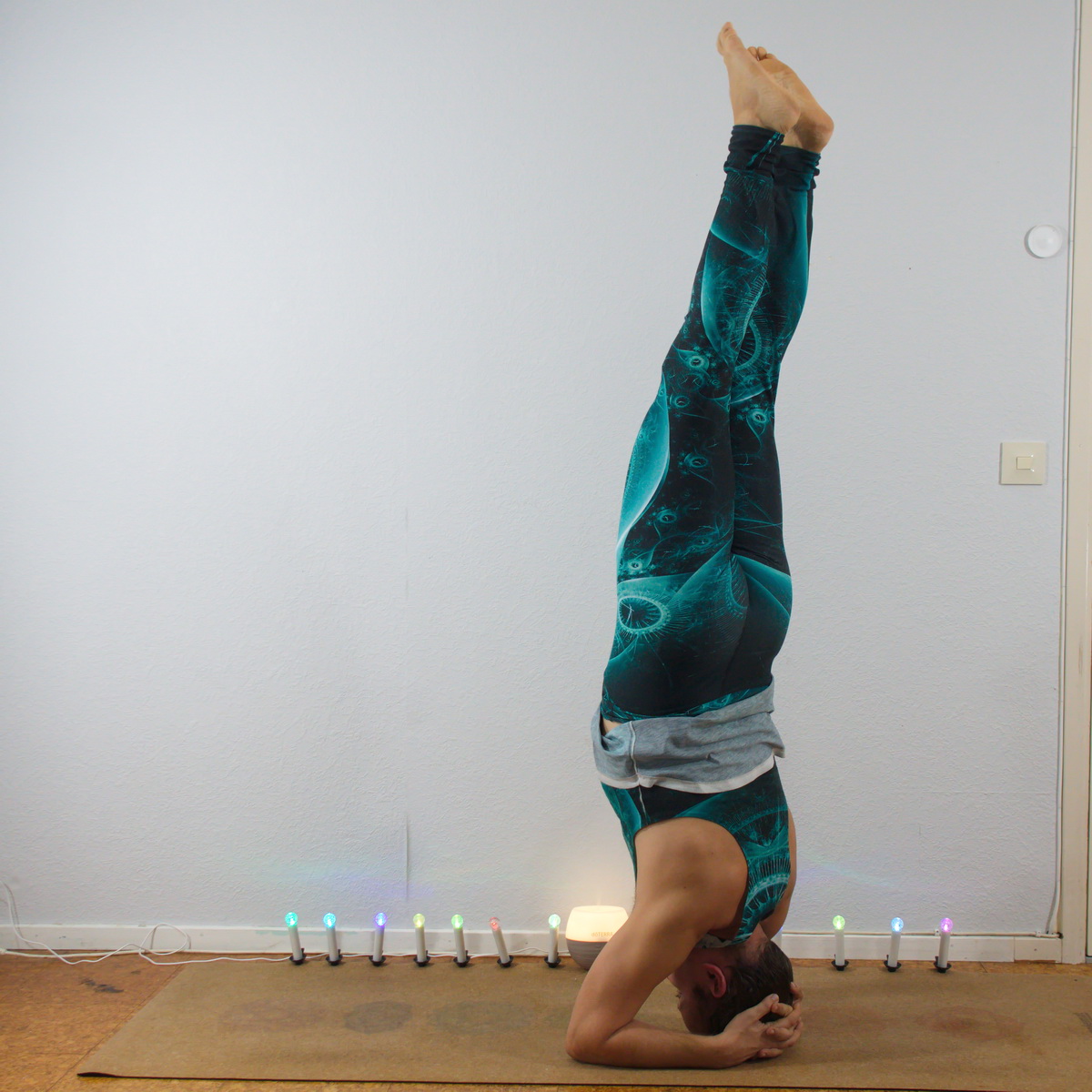 Headstand - Lukas Mattsson